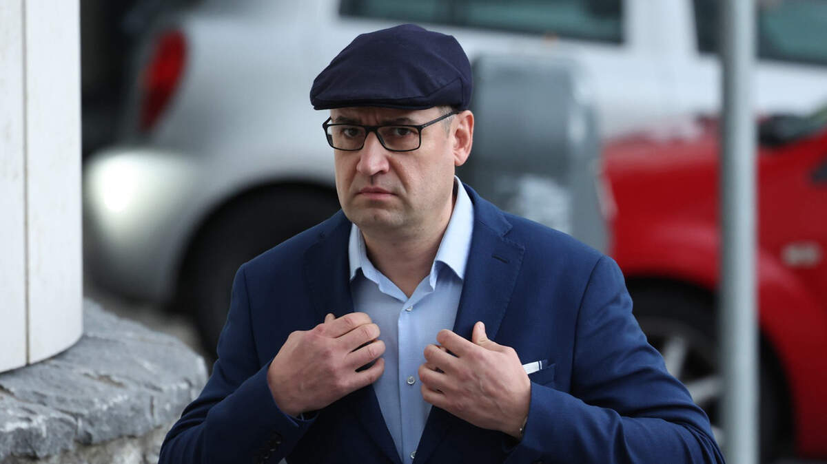 Female lodger ‘played dead’ as delivery driver allegedly strangled her ...