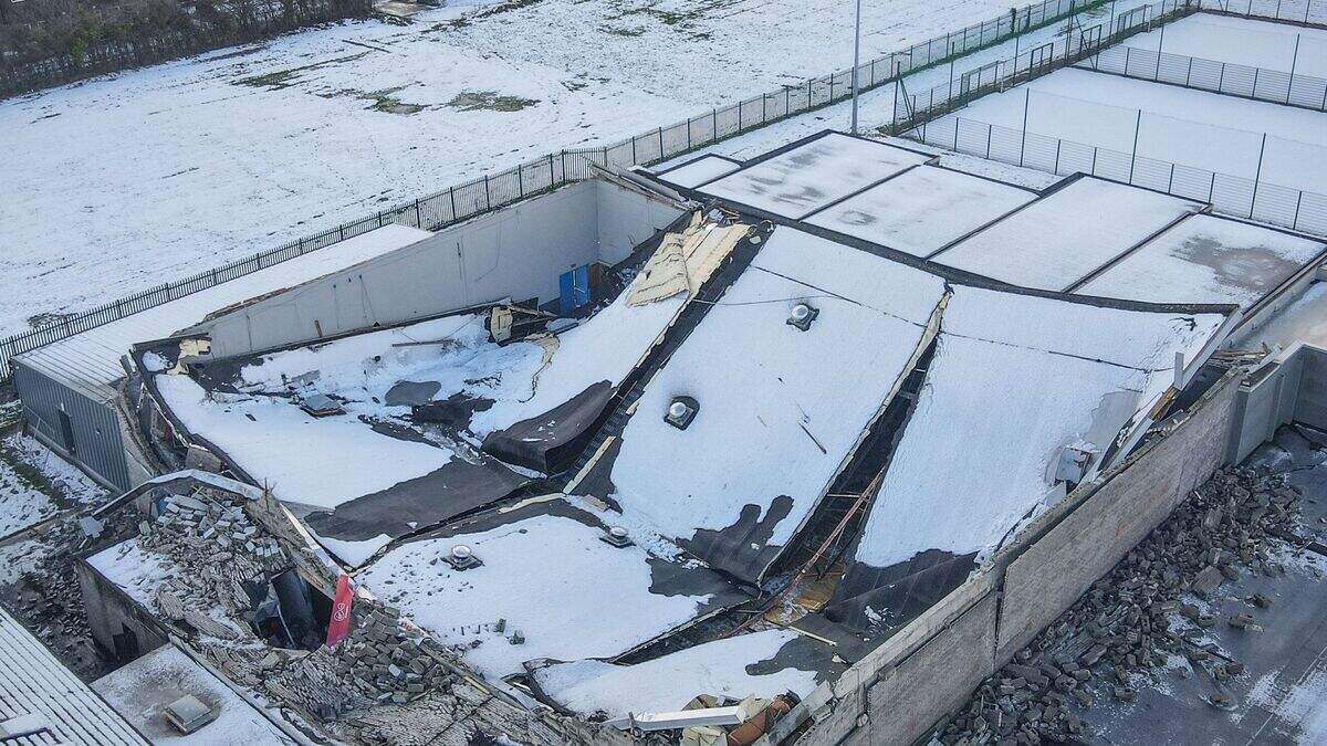 Roof collapses at Tralee Sports and Leisure Complex in Kerry | Crime World