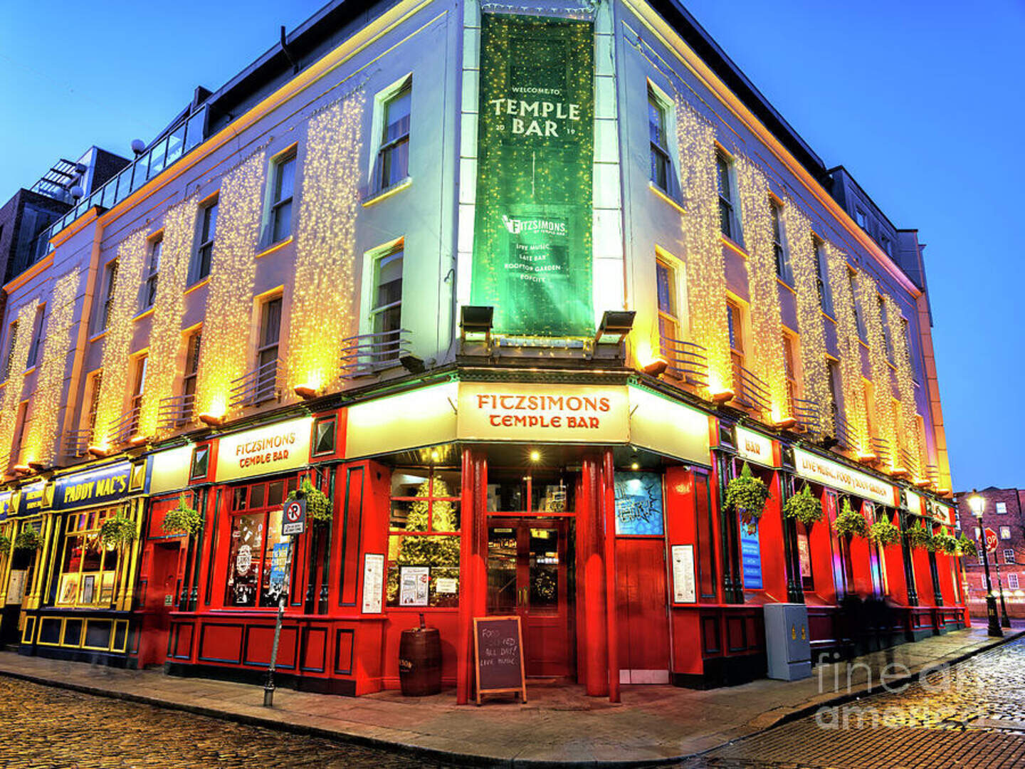 Price of a beer edges closer to a tenner as Ireland's most expensive ...