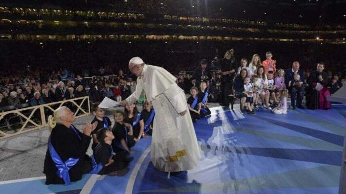 Meet the Irish schoolboy who received a personal blessing from Pope ...