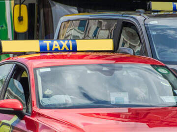 Thief who threatened to shoot taxi driver on Christmas Eve jailed for ...
