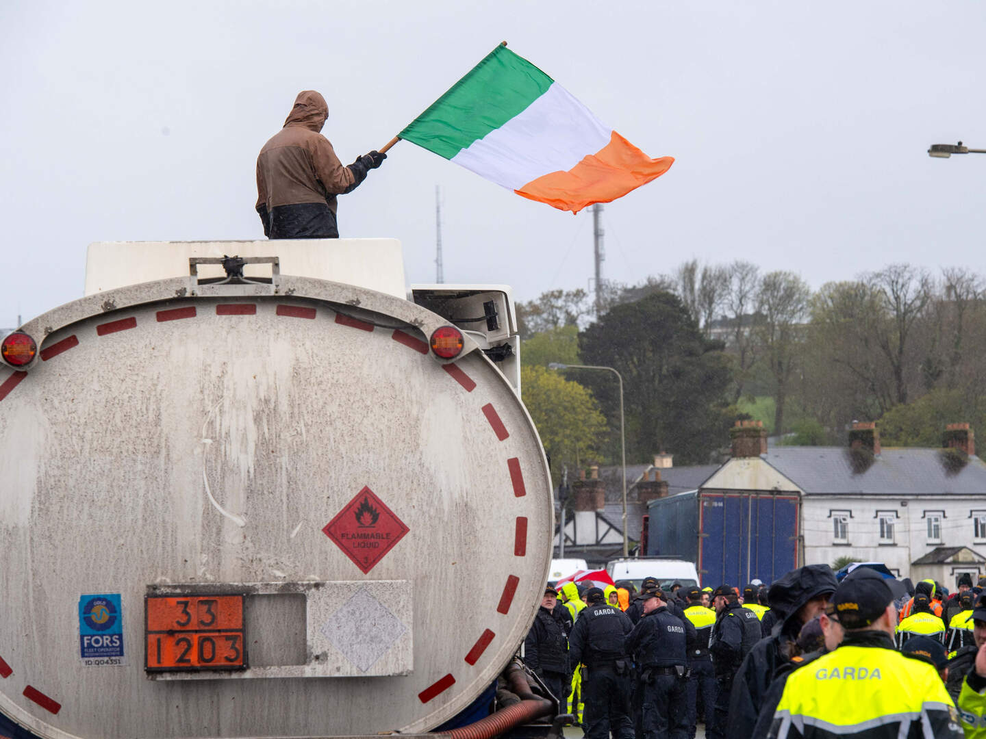 ‘Make no mistake’ – Gardai predict nationwide arrests over fuel protest ...