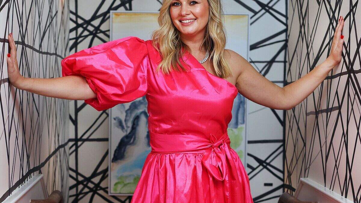 Anna Daly says humour helped her family get through her dad’s cancer ...