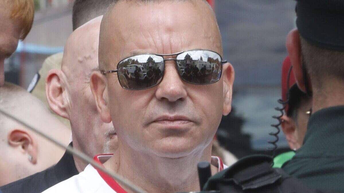 Dublin protesters stand side-by-side with Loyalist sectarian killer ...