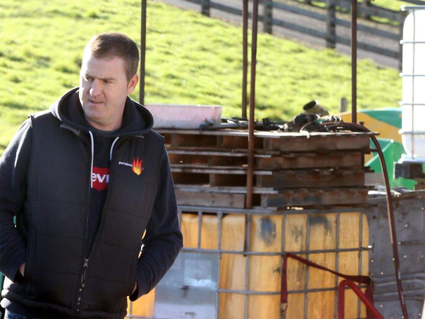 Daniel Loughran: Moment tragic migrants are freed by customs officers ...