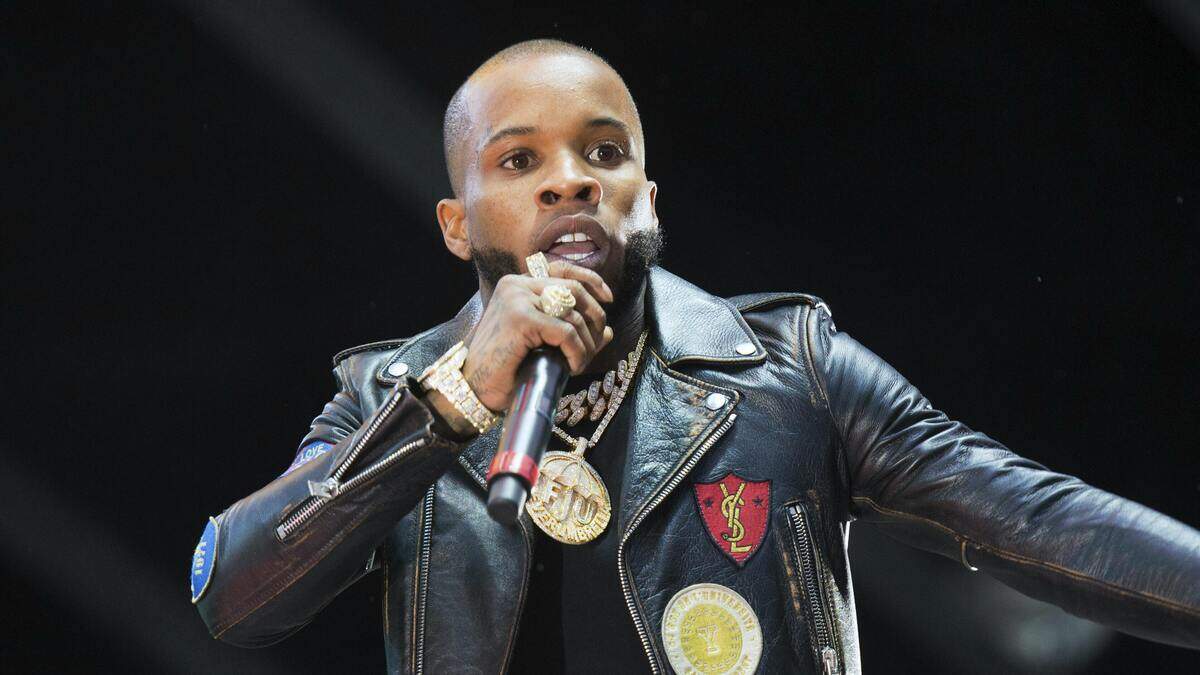 Tory Lanez ordered to stay away from Megan Thee Stallion in shooting ...