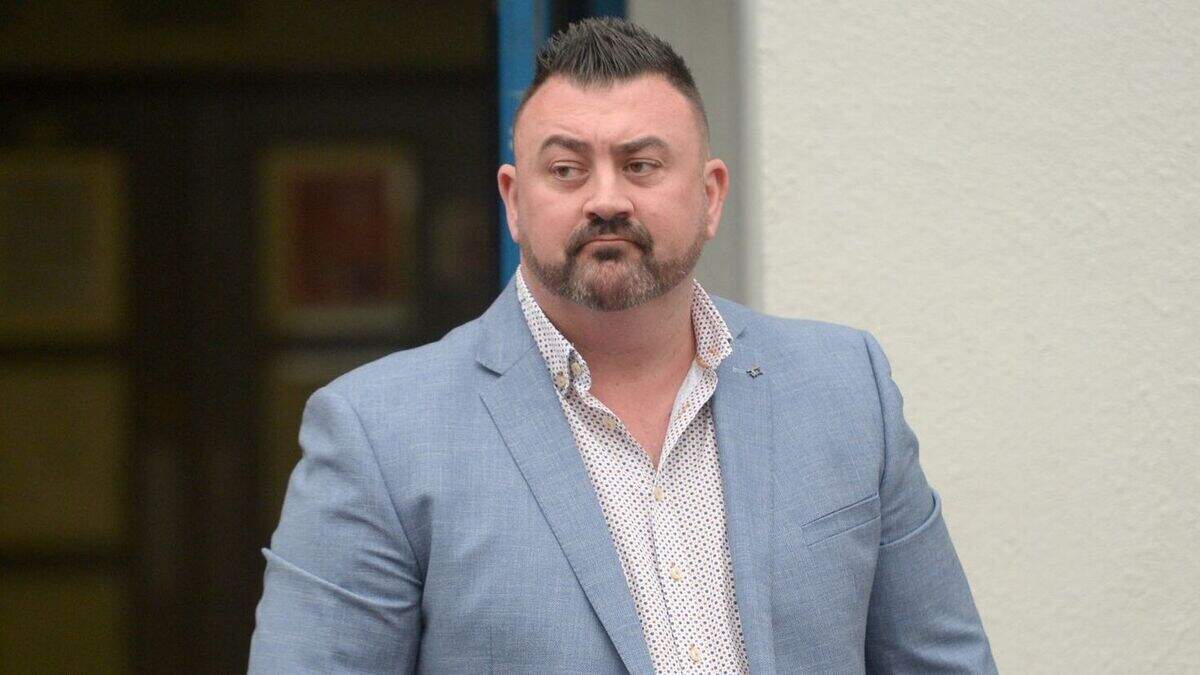 Richie Kinsella: Brother of IRA man in alleged threat to 'burn down ...