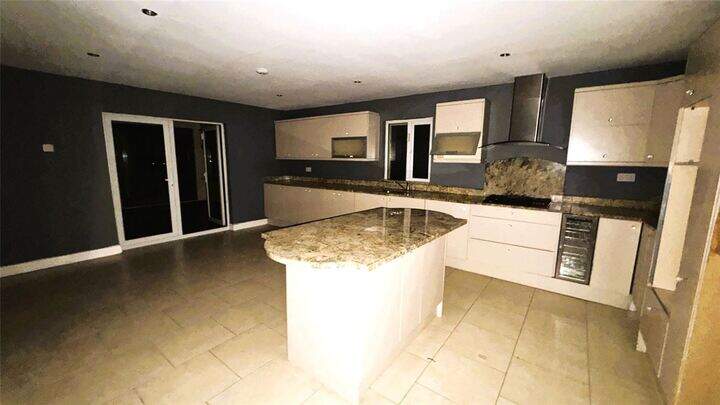 Drug dealer David Waldron's seized Cabra house to be auctioned for € ...